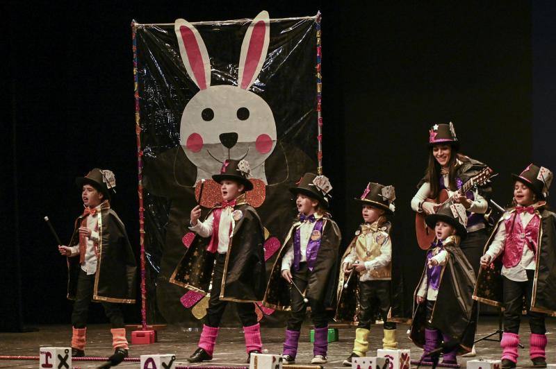 Las mejores imágenes del certamen de Murgas Infantil y Juvenil del Carnaval de Badajoz 2024 | Hoy